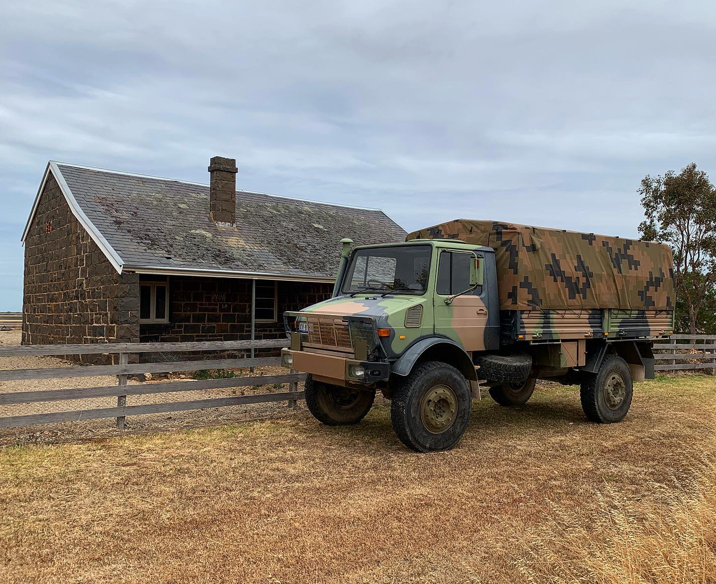 Home | Aust. Ex-Military Unimogs